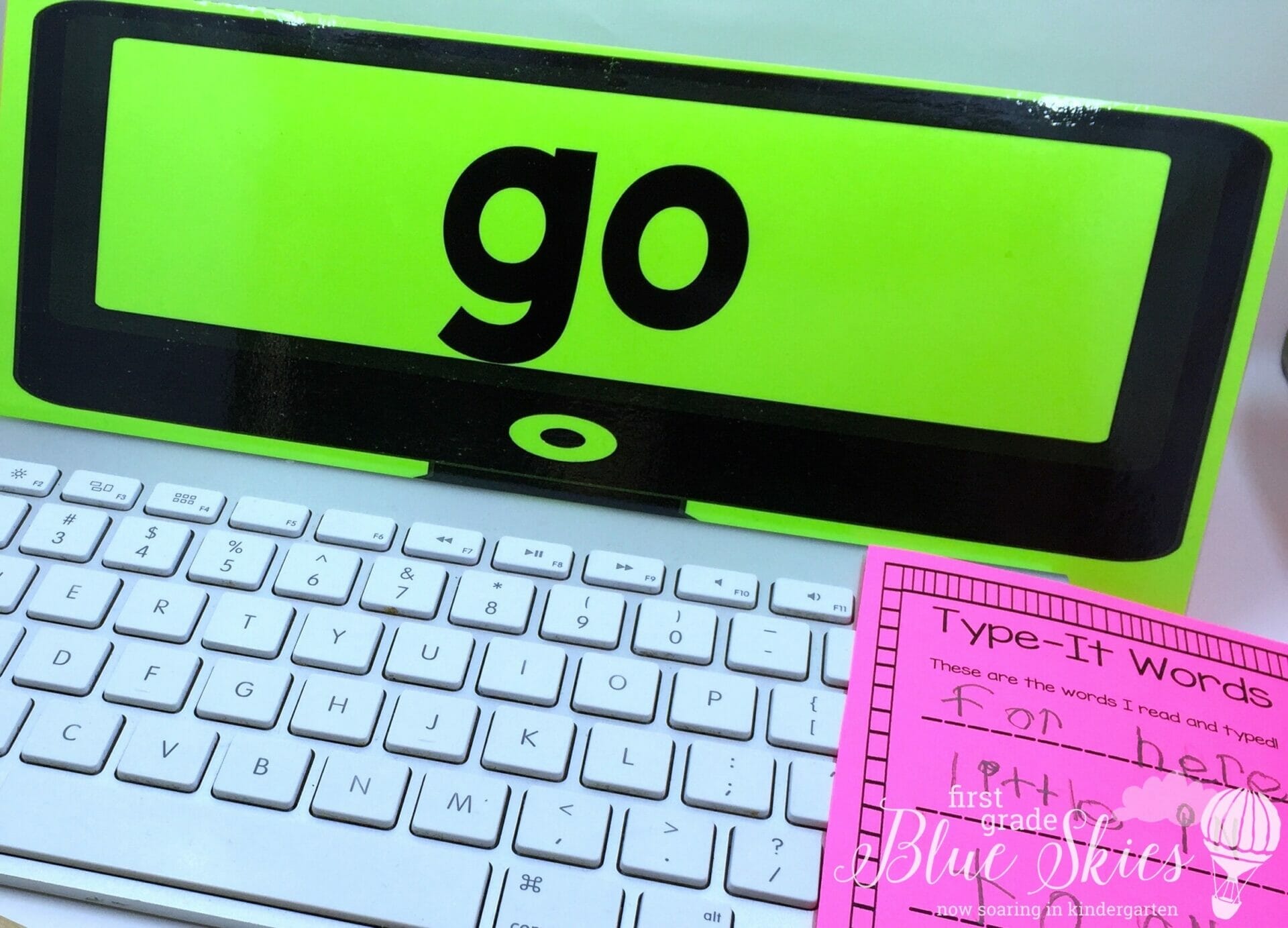 Sight Word Station Freebie : Blue Skies with Jennifer White
