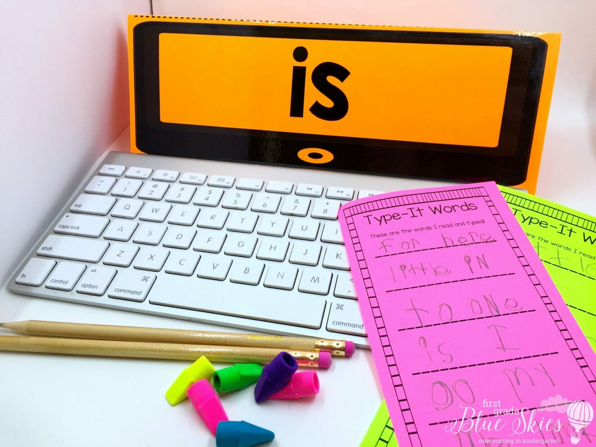 Sight Word Station Freebie : Blue Skies with Jennifer White