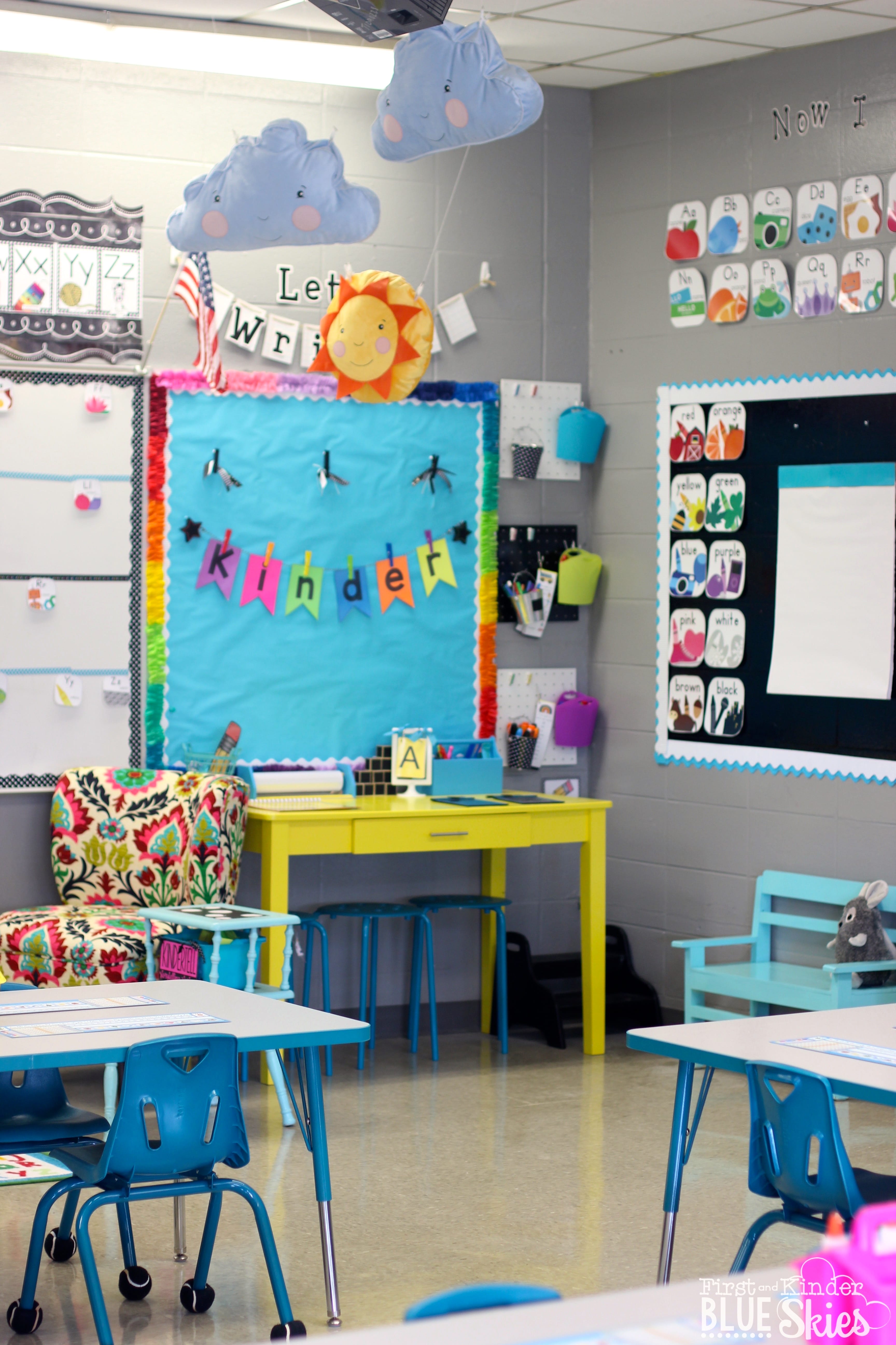 Kindergarten Classroom Reveal 2016-17 : Blue Skies with Jennifer White